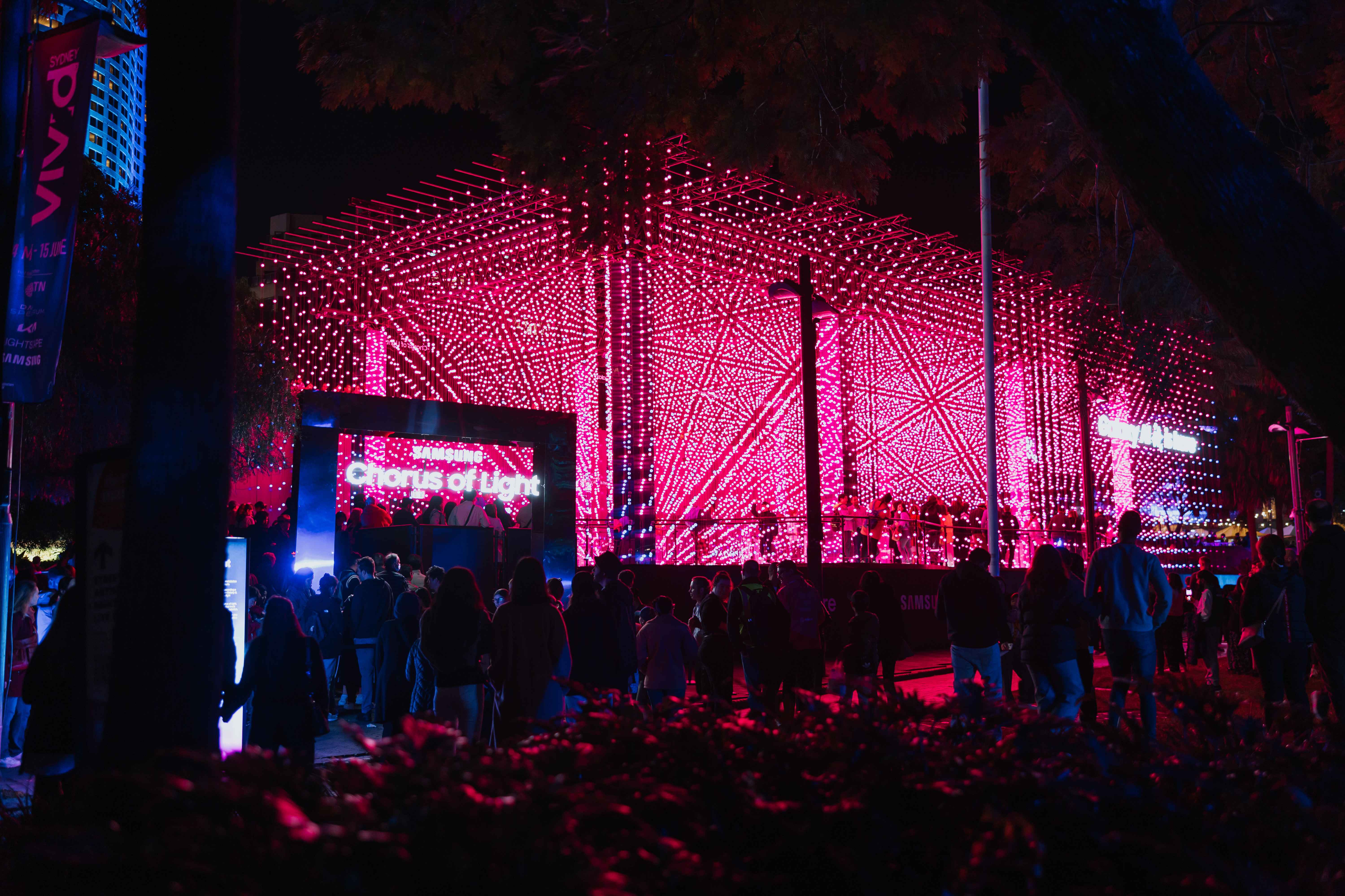 SMODE - 事例 - 革新者に迫る：ビビッド・シドニーを彩るLightology Australia